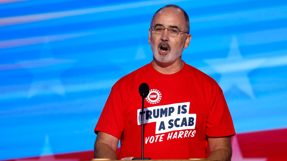 UAW Profit-Sharing Checks to Plunge from Trump Tariffs - Trump to Cut ...